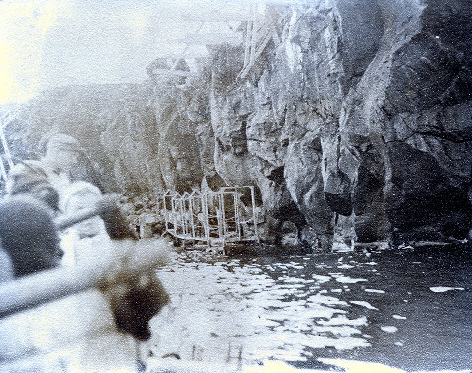 The hydrographic vessel SAS Protea visits Marion Island for a medical ...